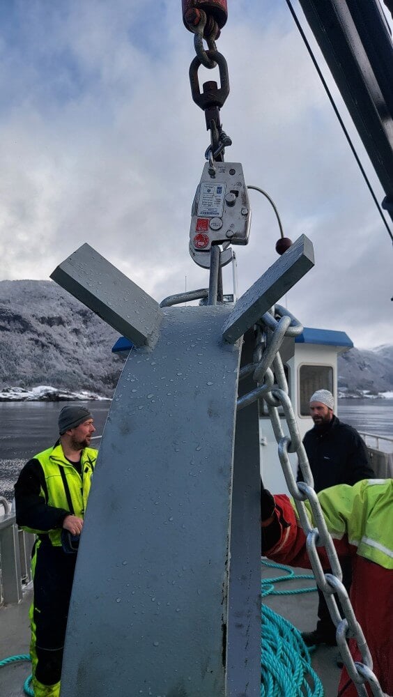Planning a Medium-Deep Water Mooring for Small Data Buoys - NexSens
